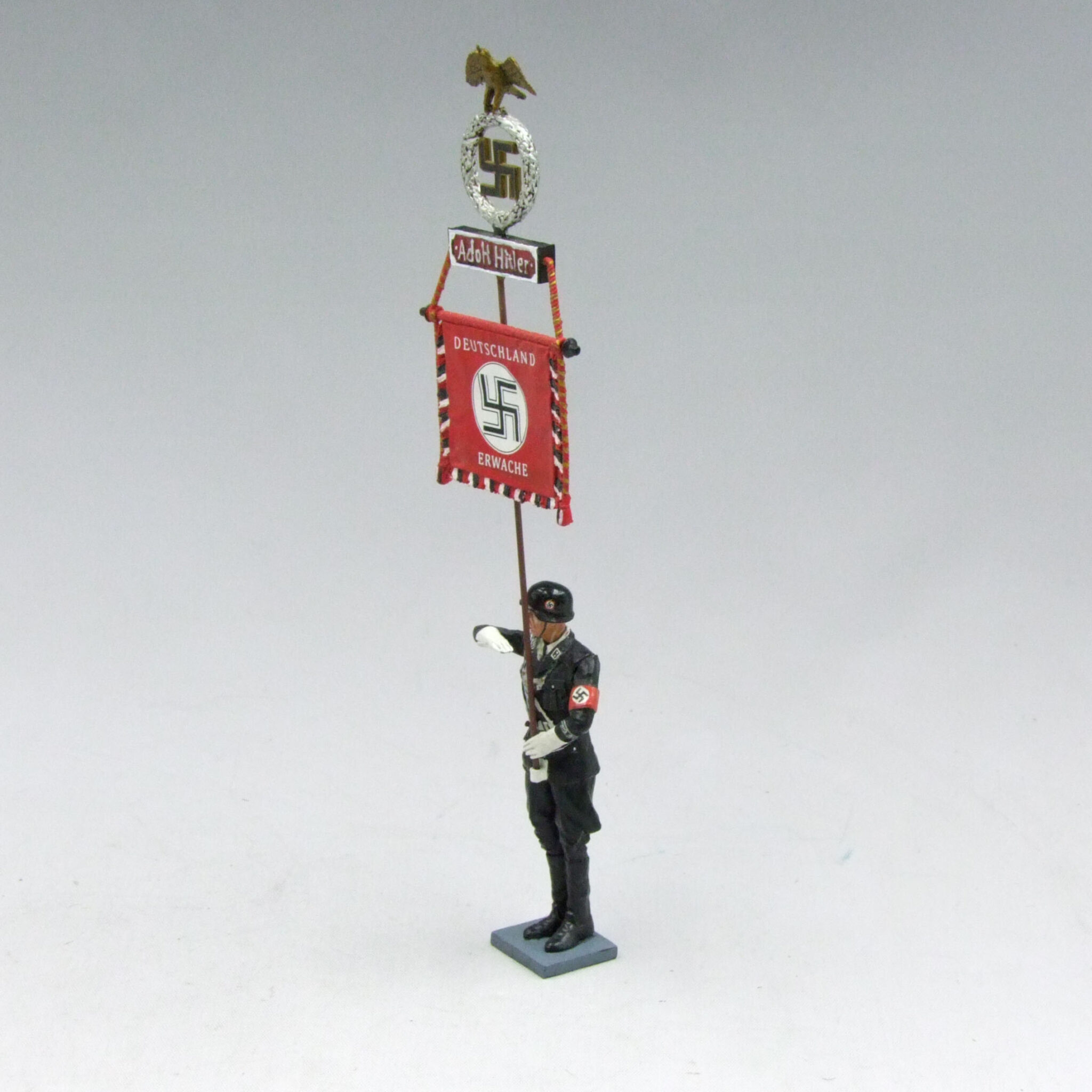 The Leibstandarte Adolf Hitler Standard bearer SA011 – Eagle Design